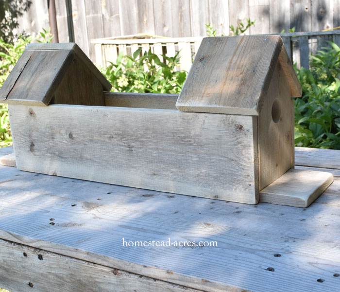 Birdhouse Planter: Easy DIY Planter Box - Homestead Acres