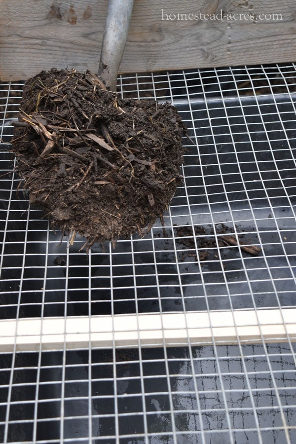 Easy DIY Compost Sifter Plans And Sifting Compost Tips - Homestead Acres